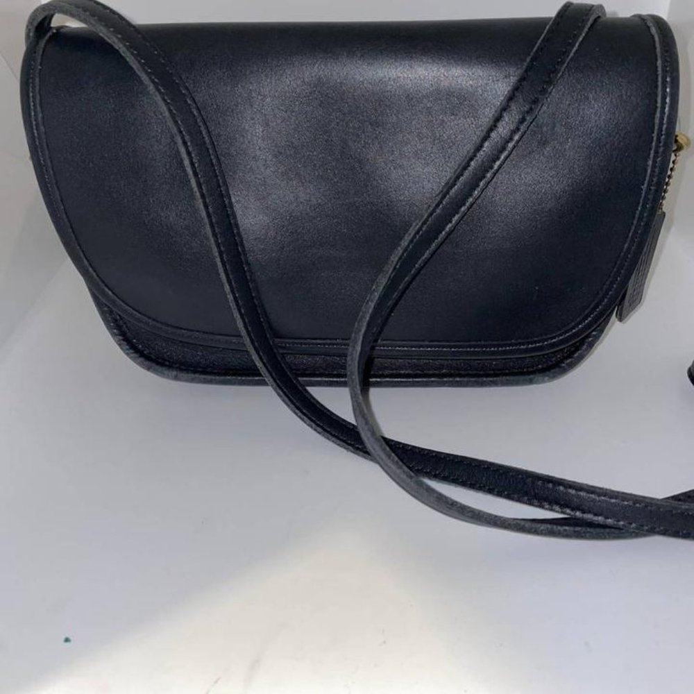 Coach Vintage Legacy Leather Cross Body Bag - Gem
